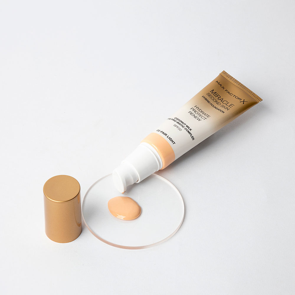 Base Max Factor Miracle Second Skin